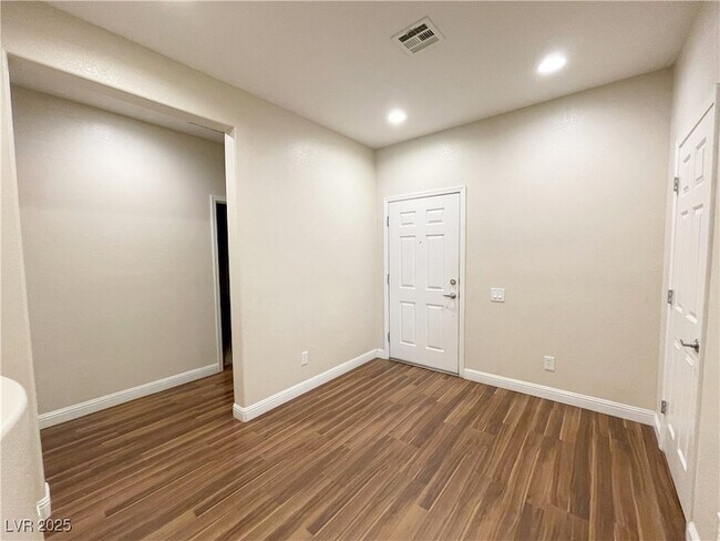 720 Indian Garden St - Las Vegas, NV 1 units available | CorporateHousing