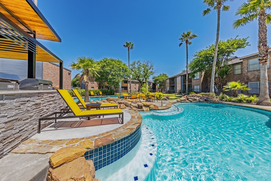 The Domain at Ellington - Houston, TX 50 units available | CorporateHousing