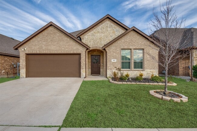 905 Philadelphia St - Fate, TX 1 units available | CorporateHousing