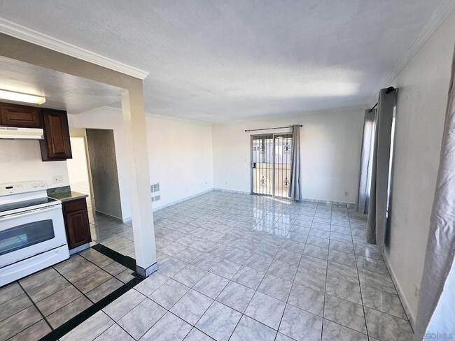 4056 Van Dyke Ave Unit 4 - San Diego, CA 1 units available ...