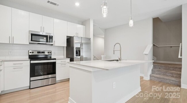 4010 Waiting St Unit C3 - Matthews, NC 1 units available | CorporateHousing