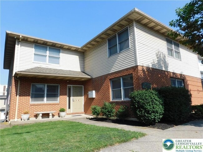 813 Main St Unit 4 - Bethlehem, PA 1 units available | CorporateHousing