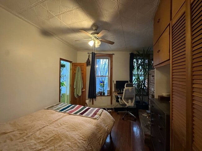 374 Columbia St - Brooklyn, NY 1 units available | CorporateHousing