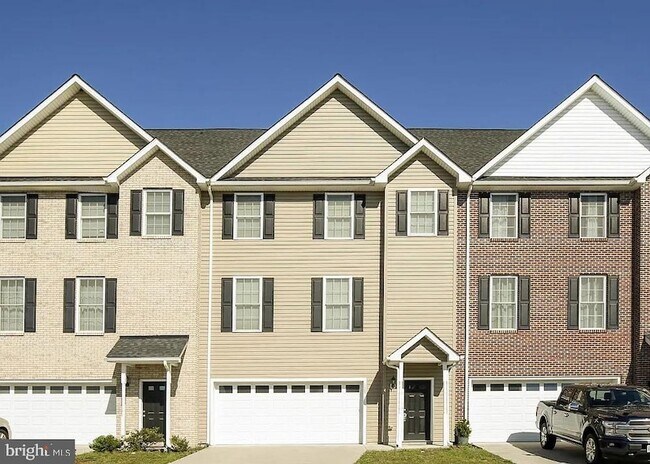 125 Brockham Ct Townhome - Winchester, VA 1 units available ...