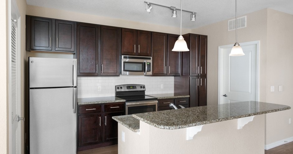 Integra Cove Apartments - Orlando, FL 30 units available | CorporateHousing