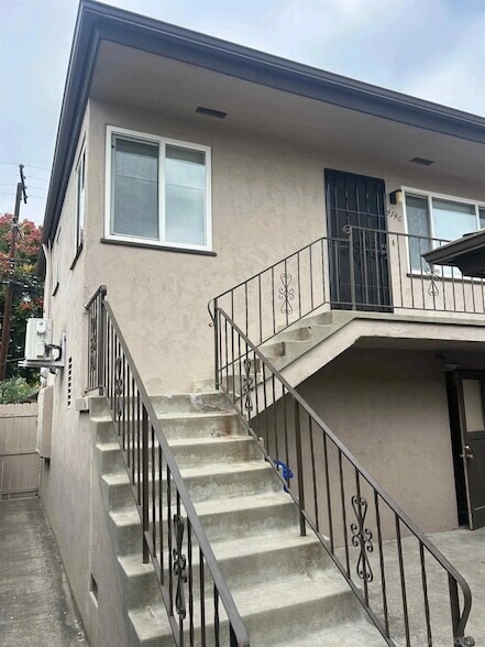 4746 Marlborough Dr - San Diego, CA 1 units available | CorporateHousing