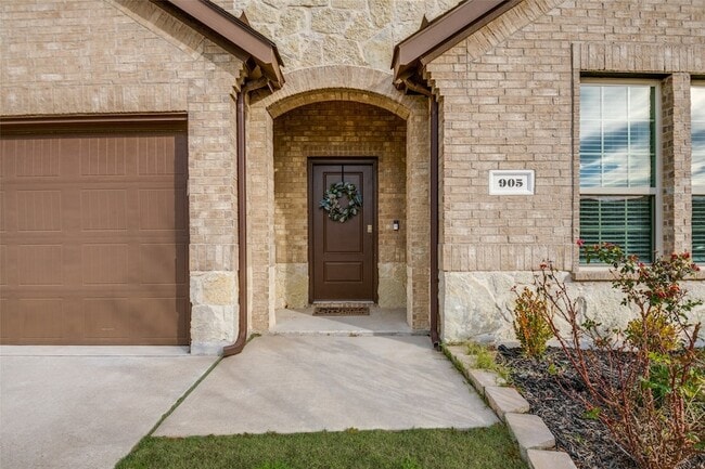 905 Philadelphia St - Fate, TX 1 units available | CorporateHousing