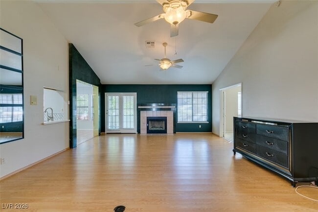 224 Garfield Dr - Henderson, NV 1 units available | CorporateHousing