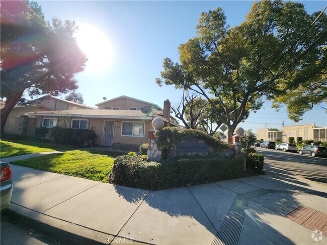 Corporate Houses for Rent in Montclair, CA