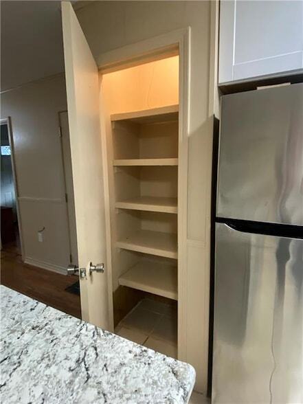4825 Jasper St - Metairie, LA 1 units available | CorporateHousing