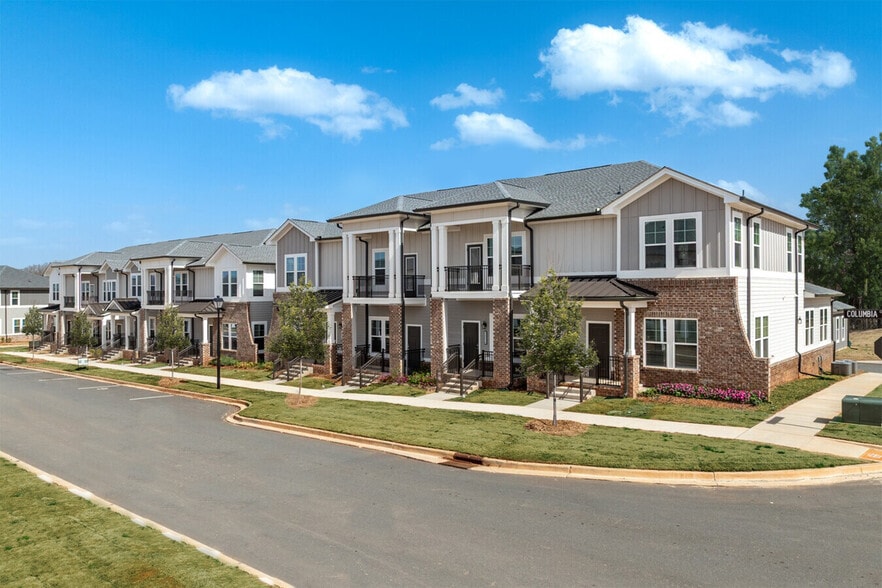 The Lodges at Fort Mill - Indian Land, SC 26 units available ...