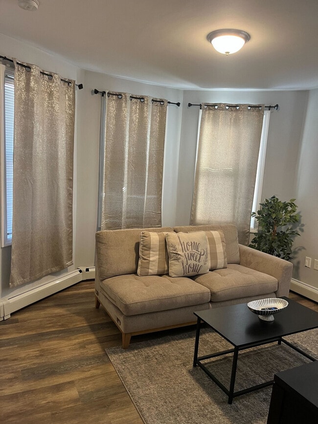 378 Admiral St Unit ID1373633P - Providence, RI 1 units available ...