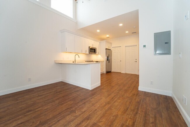 11 Aviles St Unit 3A Condo - Saint Augustine, FL 1 units available ...