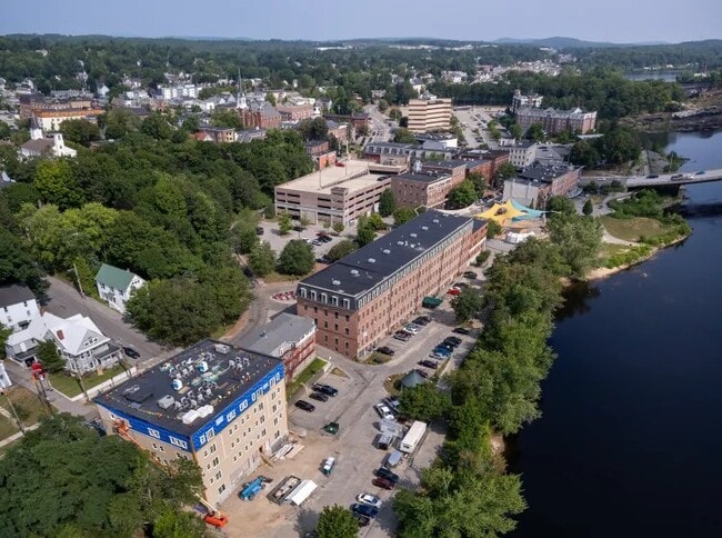 Corporate Housing Rentals in Minot, ME