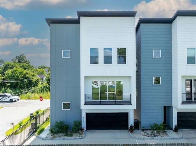 4124 Buck St - Houston, TX 1 units available | CorporateHousing