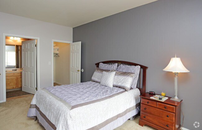 Kinwood Apartments - Rensselaer, NY 28 units available | CorporateHousing