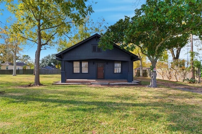 3808 State Hwy 3 - Dickinson, TX 1 units available | CorporateHousing